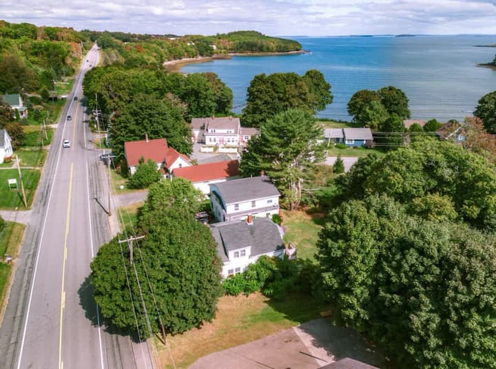 Charming Stylish & Cozy Coastal Retreat - Vinalhaven