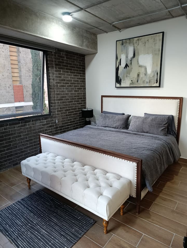 Dpto. En Zona Histórica De Gdl. En La Americana - Guadalajara