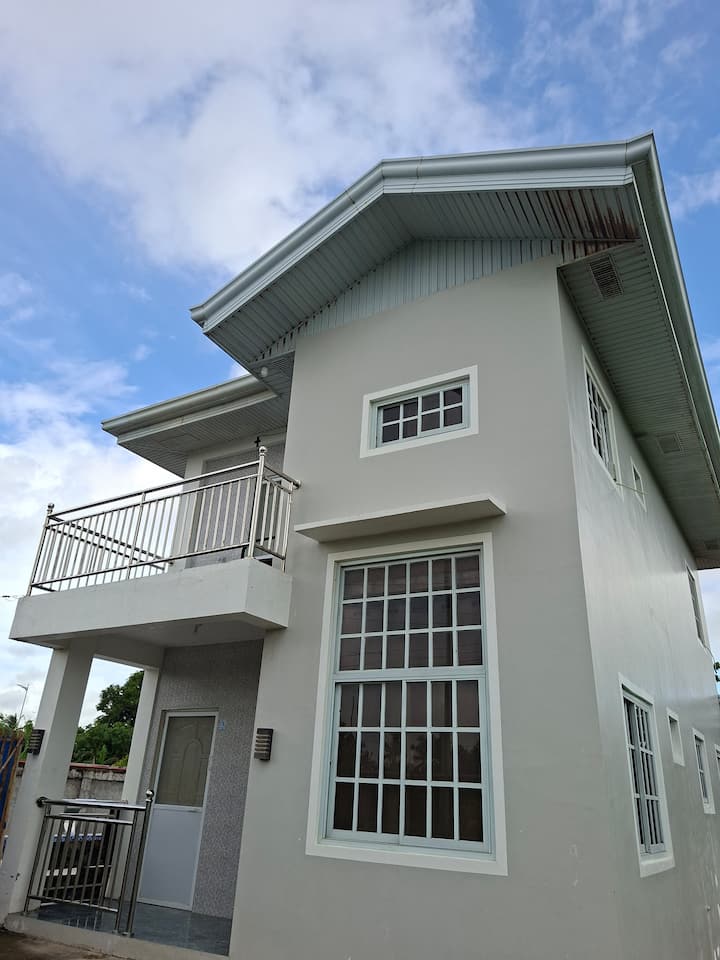 Casa Valencia Kalibo
4br W/ Private Pool & Jacuzzi - Kalibo