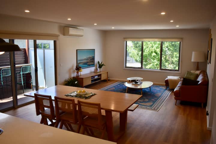 Torquay Coastal Escape - Torquay