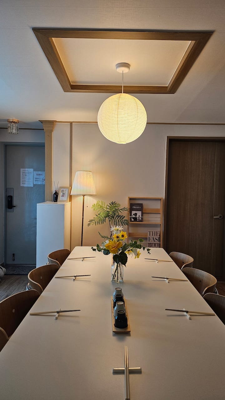 감성가득한 8인숙소 Stay Raum/야구장1분/대전역,성심당5분/무료주차 - Daejeon