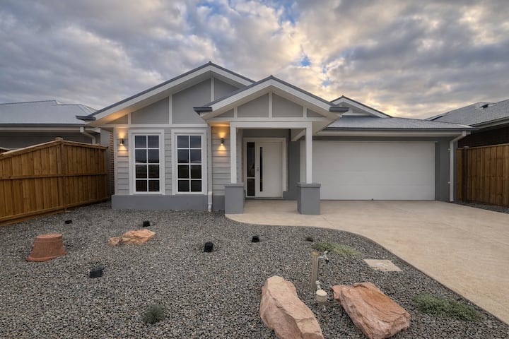 Ocean Grove Retreat With Ensuite & Kitchenette - Queenscliff