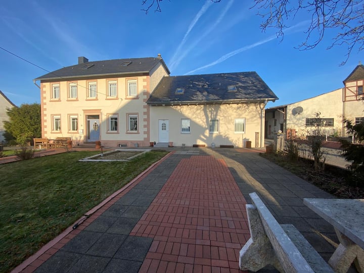Idylle Der Vulkaneifel, Ferienwohnung In Laufeld - Manderscheid