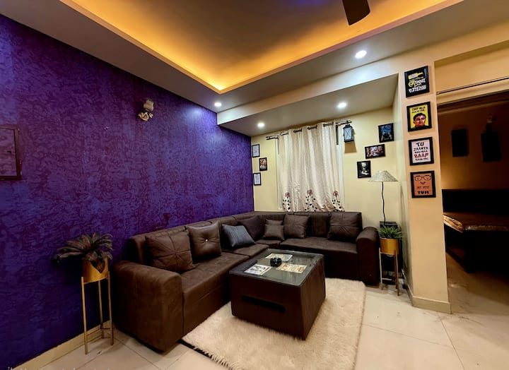 Modern 2bhk | Near Metro | Work, Chill, & Stay - Noida