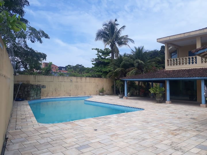 Casa 4 Estações - Guarujá