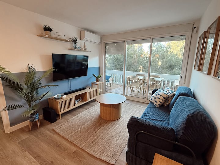 Cap Salou Escape | Renovated | Pool | 5 Min Beach - La Pineda