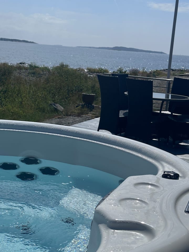 Nydelig Utsikt Over Sjøen Og Deilig Jacuzzi - Moss