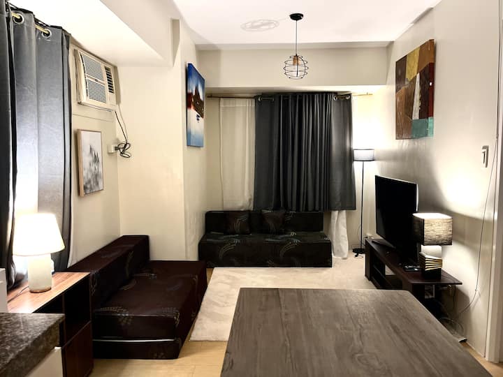 2nd Floor | 8 Sleeps | Pool View | It Park Cebu - Cebu City