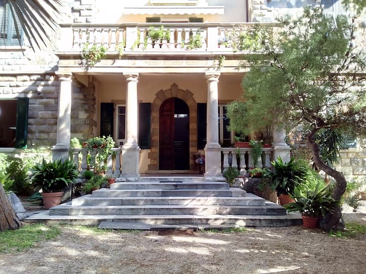 Monolocale A Due Passi Dal Mare In Palazzo D'epoca - San Vincenzo