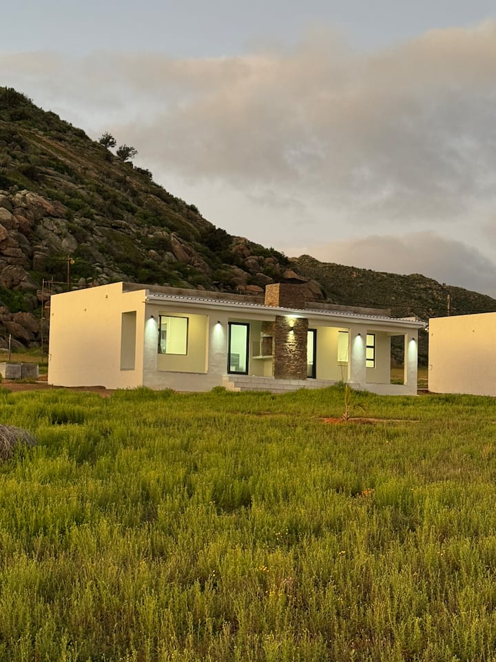Springbok Guest Farm Selfcatering Serviced Units - Nababeep