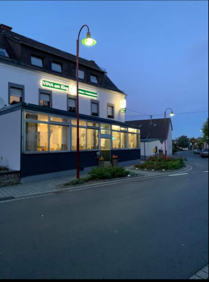 Vina Am Ring Apartment - Monreal