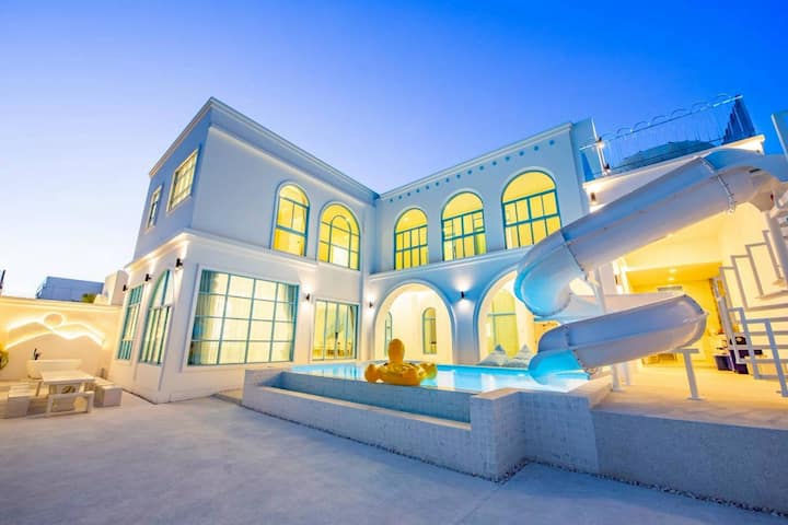 Blue Tierra Pool Villa Pattaya - Rayong