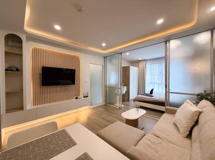 Modern Condominium In Phuket - Phuket