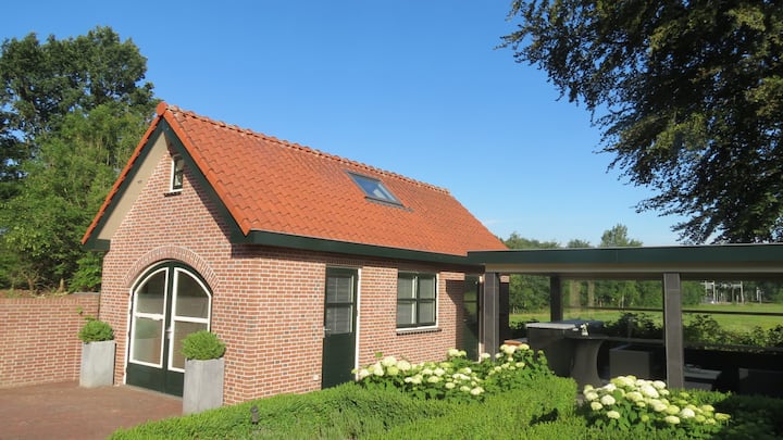 Amersfoort Vrijstaand Gastenverblijf Met Veranda - Amersfoort