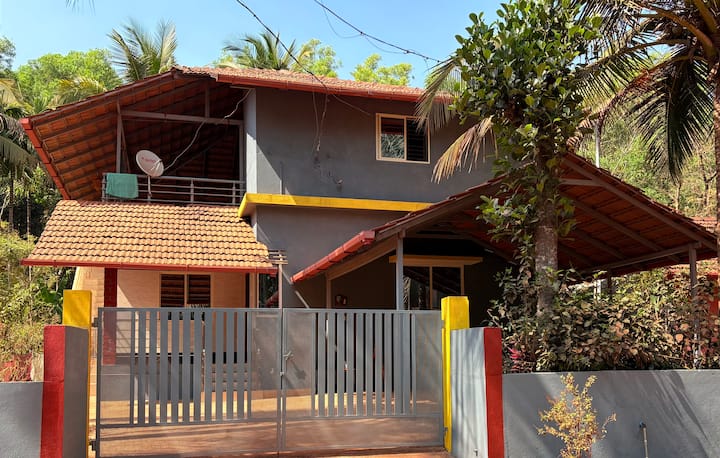 Om Guest House, Sirsi - Sirsi