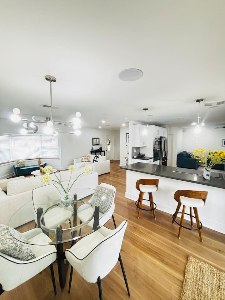 Quiet Sunrise Home / 4 Br 2 Ba W/ Office And Pool - Sunrise, FL