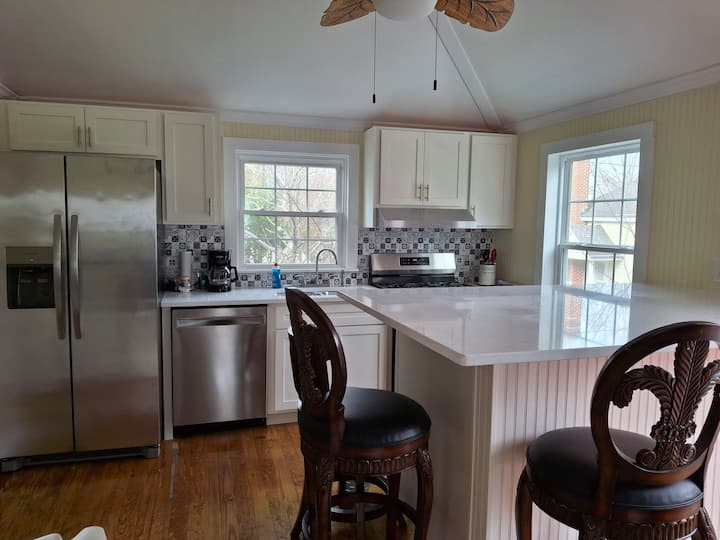 Cozy Apartment On The Commons - Princeville, NC