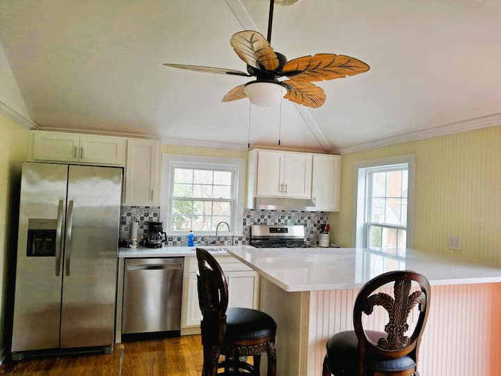 Cozy Apartment On The Commons - Princeville, NC