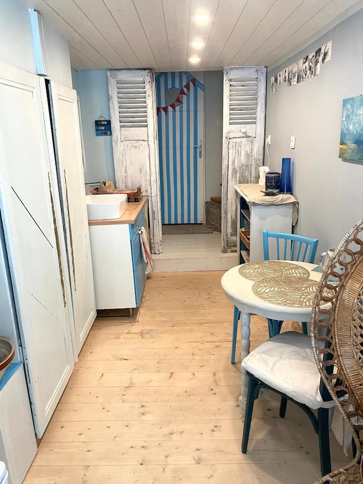 Joli Studio éQuipé Esprit Bord De Mer - Saint-Thégonnec