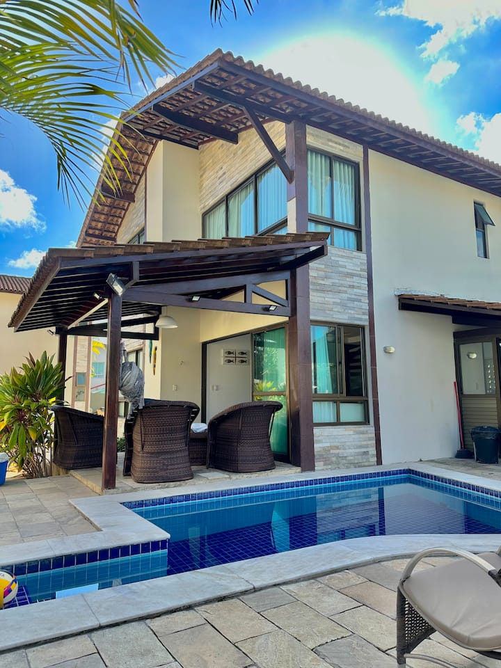 Casa Com Piscina à Beira Mar/12 Pessoas/muro Alto - Brazil