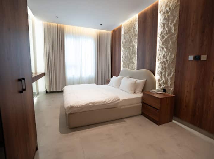 إقامة فاخرة بقلب مسقط | 5 دقائق من عُمان مول - Oman