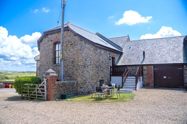 Widemouth Bay - March Last Minute Offers - Crackington Haven