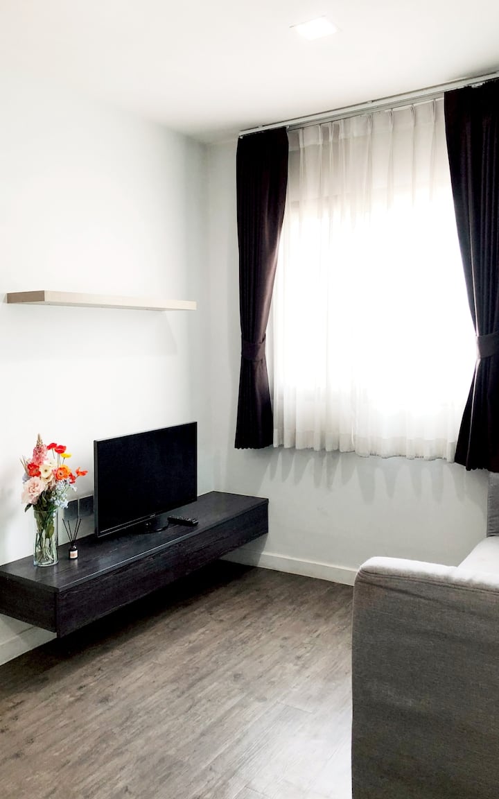 2 Bedroom, Corner Unit, Cozy Residential Area - Thailand
