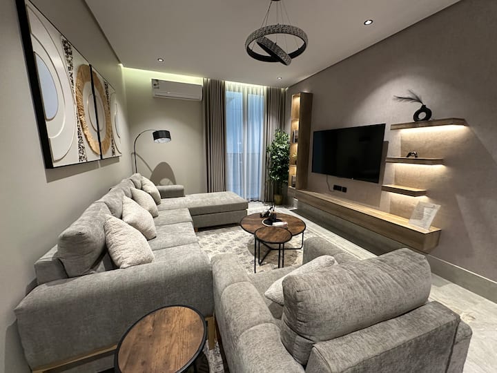 شقة مريحة مكونة من 2 غرفة و صالة ومطبخ ودخول ذاتي - Dammam