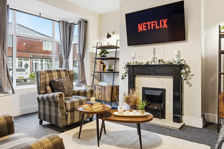 2br Home W/ Office- Fast Wifi- Free Parking-bolton - Bolton