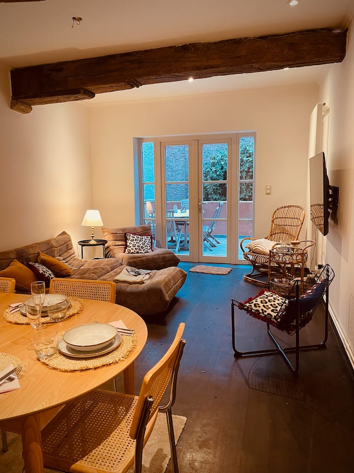 Ruim Vakantiehuis Voor 6 Op De Vismarkt, Mechelen - Boom