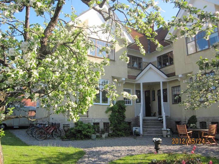 Vandrarhem Hagastrand 10 (Hela Huset) - Örebro