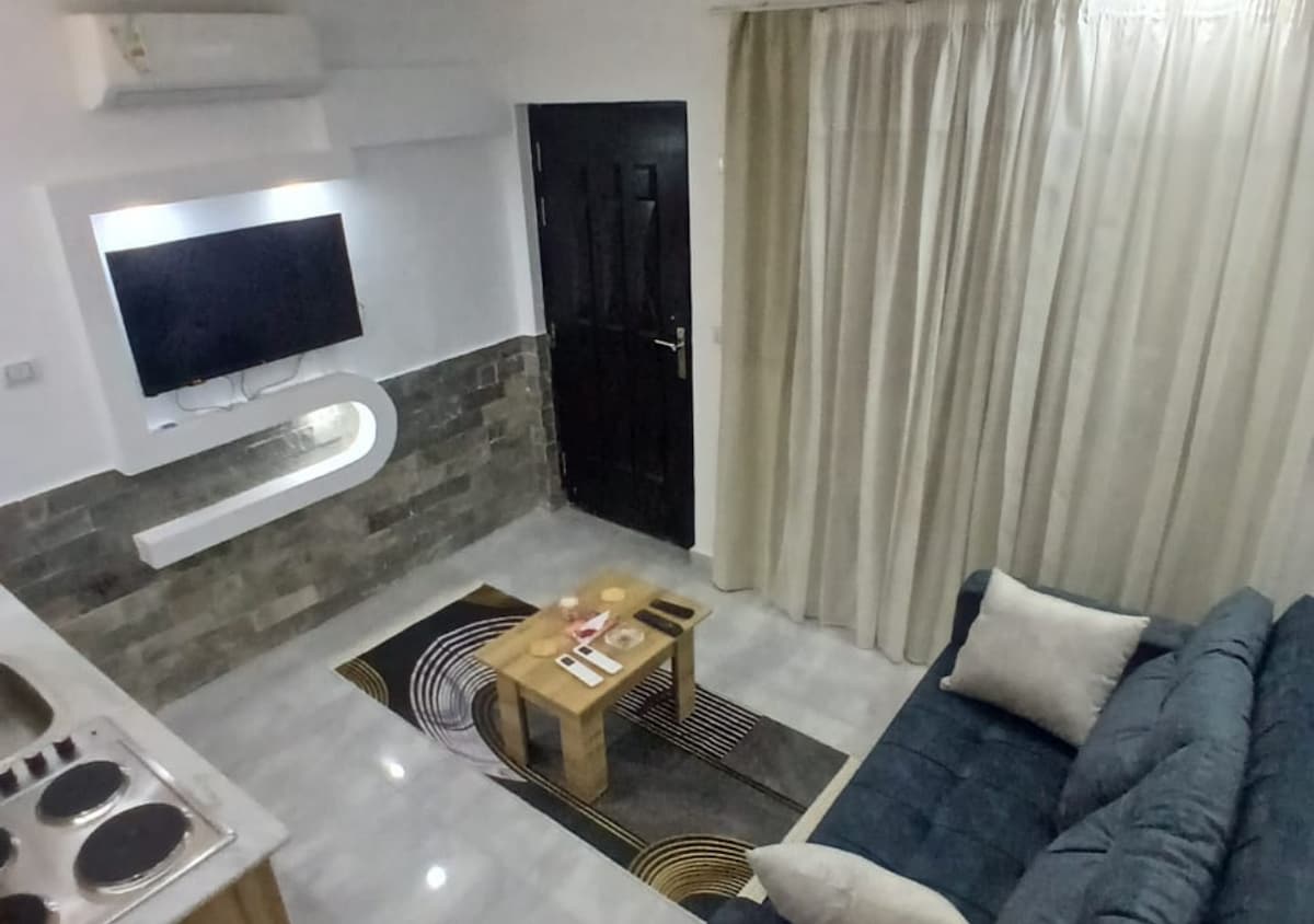 European-style pool view, steps from the beach - Flats for Rent in ...