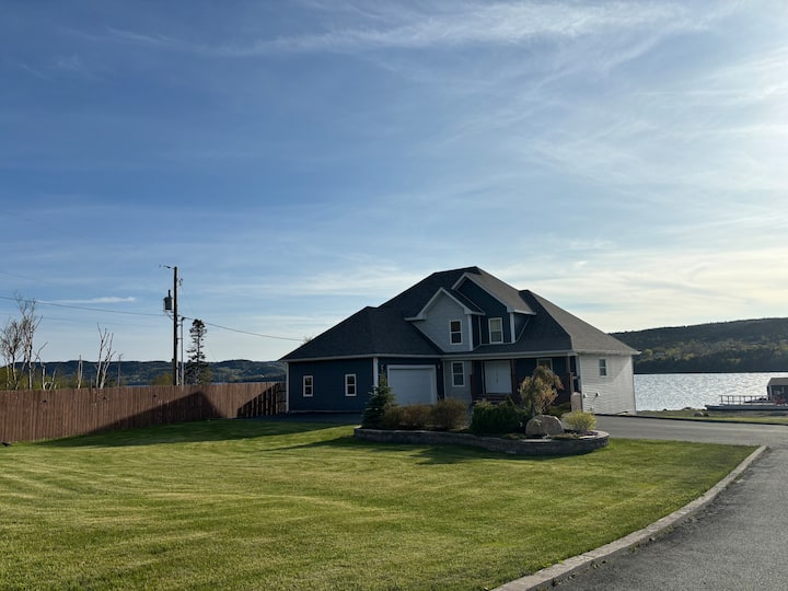 Ocean Front Property Only Minutes Away Clarenville - Clarenville