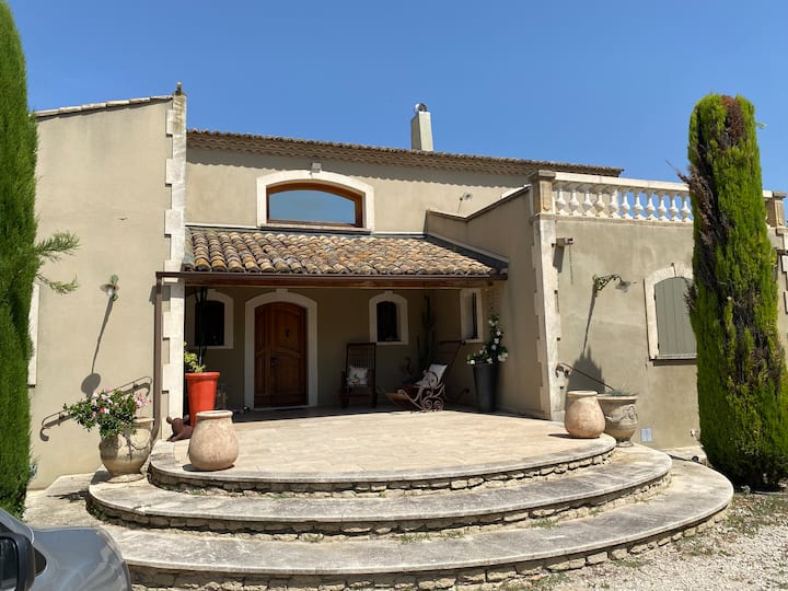 Maison Provençale Au Pied Des Alpilles - Beaucaire