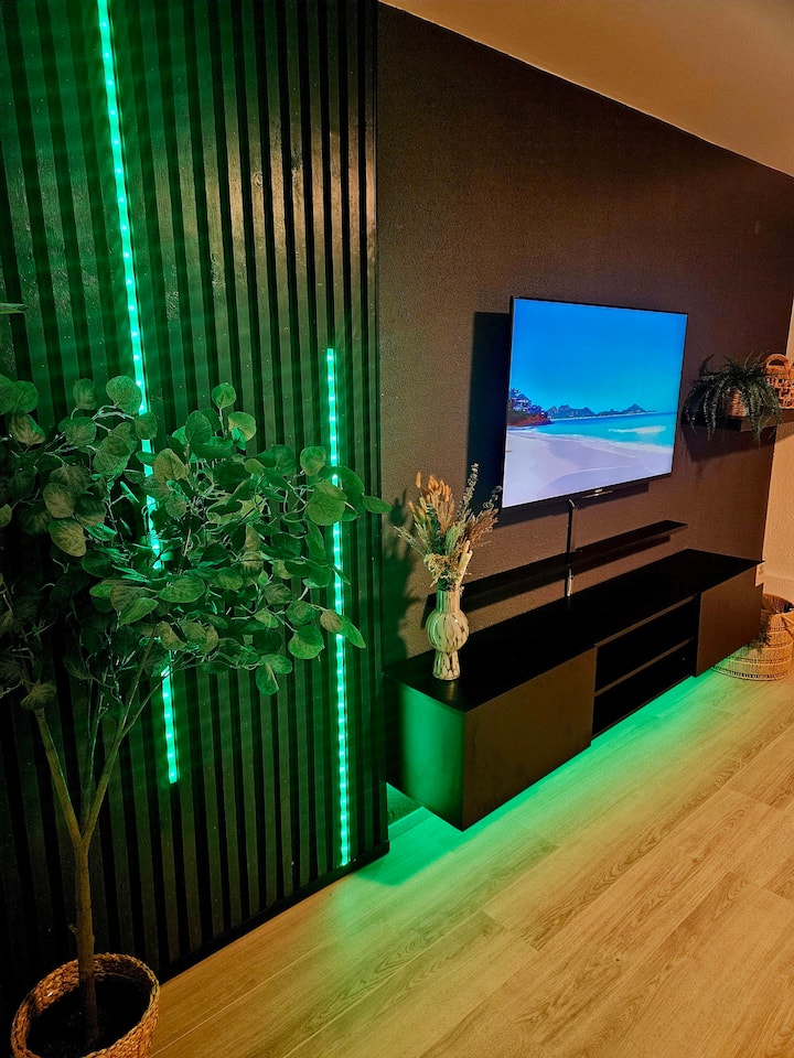 Stilvolle Wohlfühloase Mit Moderner Ausstattung - Saarlouis