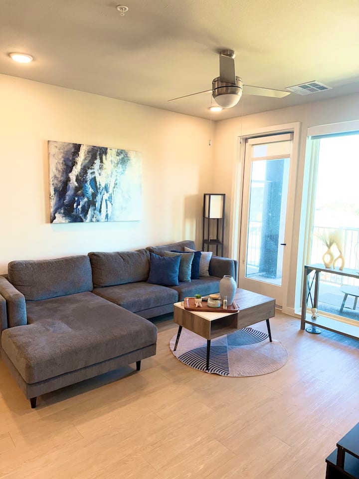 Luxury Deep Ellum Apartment | Walkable & Modern - Dallas
