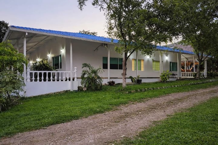 Finca La Serena Apulo - Apulo