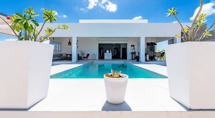 Modern Luxury Villa With Private Pool, Harmonie - Curaçao