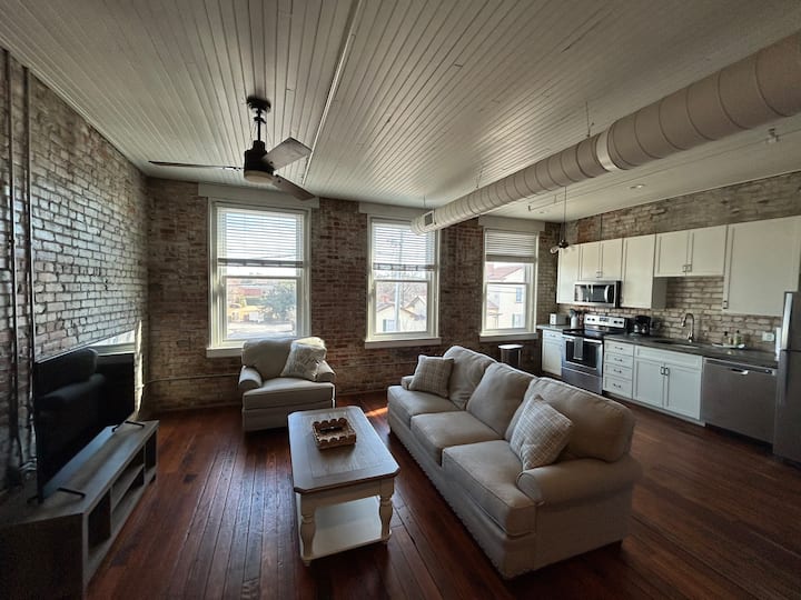 The John Street Loft - Goldsboro, NC