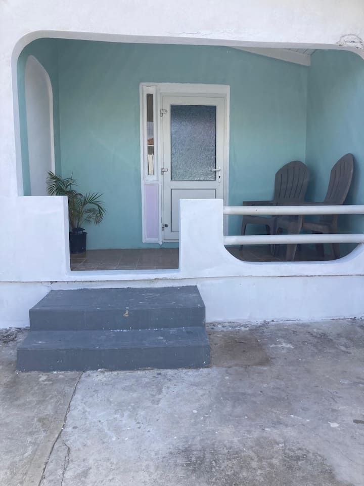 Welcome To Lindoras! - Barbade