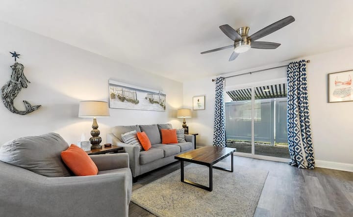 Pura Vida Place - Biloxi, MS