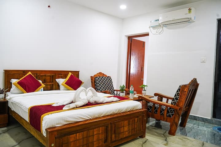 Standard Room - Hotel Sea Tides - Mahabalipuram