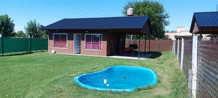 Cabaña Con Piscina Privada, Hospedaje Para 4. - Luján