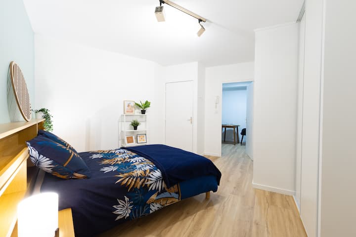 Studio 26m² Proche Lyon, Transports Et Commerces - Saint-Genis-Laval