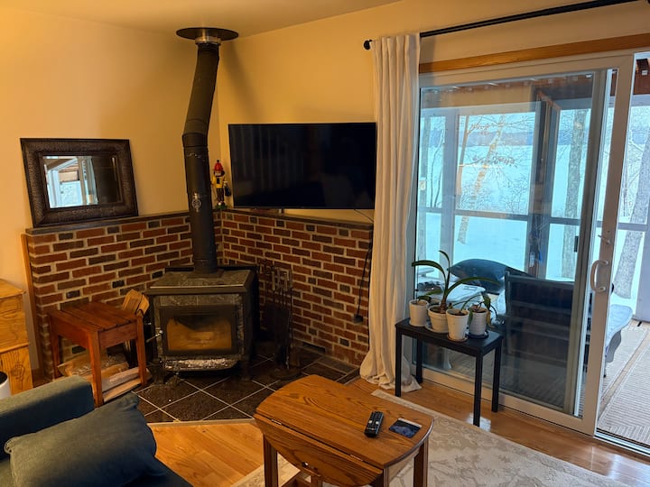 A Lot To Lake - Small Celebration Spot - Framingham, MA