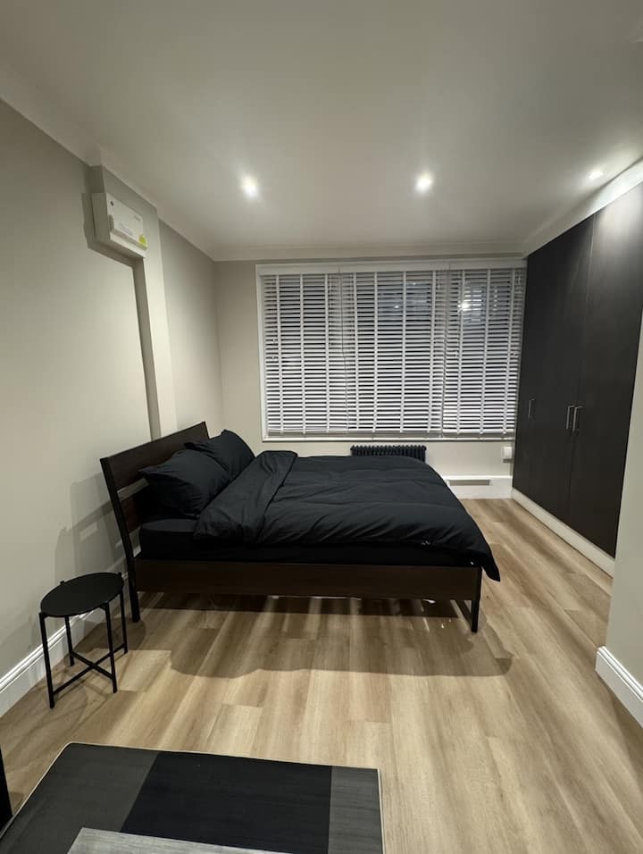 Sleek One Bedroom Apartment In Shoreditch - Waterloo Station - London