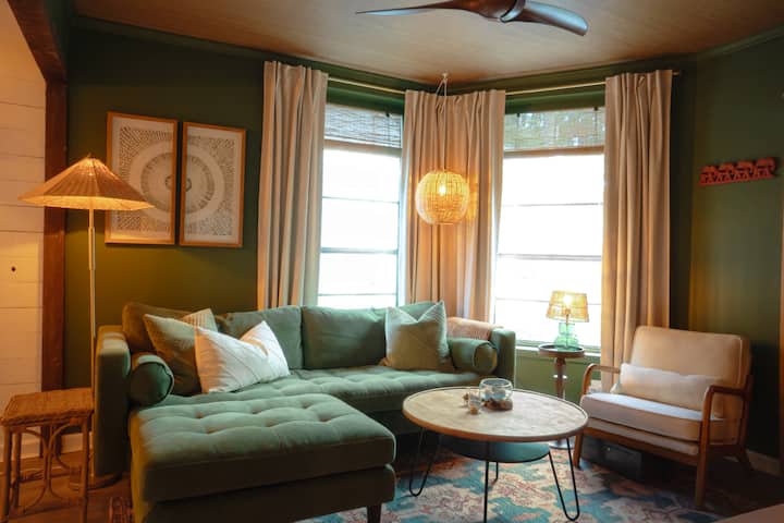 Coastal Boho Home W/ Sauna, Near Downtown & Beach - Pensacola, FL