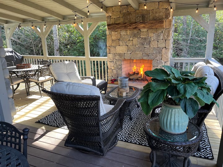 Cozy Mountain Cabin - Lake Toxaway - Gorges State Park, Sapphire