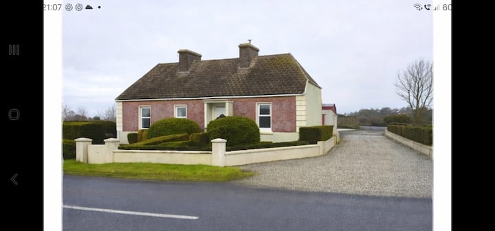 John's Farmhouse - Kilkee