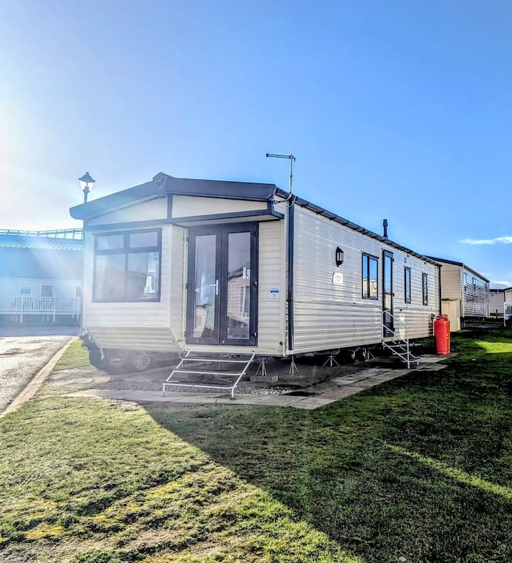 Trecco Bay Coastal Getaway - Porthcawl